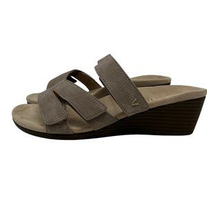 Vionic | Shoes | Nib Vionic Park Deanna Adjustable Multi Strap Wedge ...